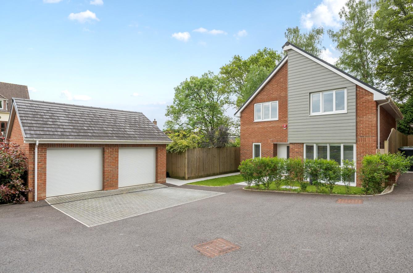 Treetops, Eastleigh - Sparks Ellison